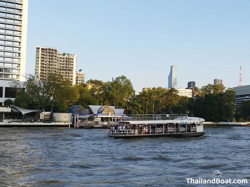 Si Phraya Pier: Boat Routes, Timetables, Tickets & Tips